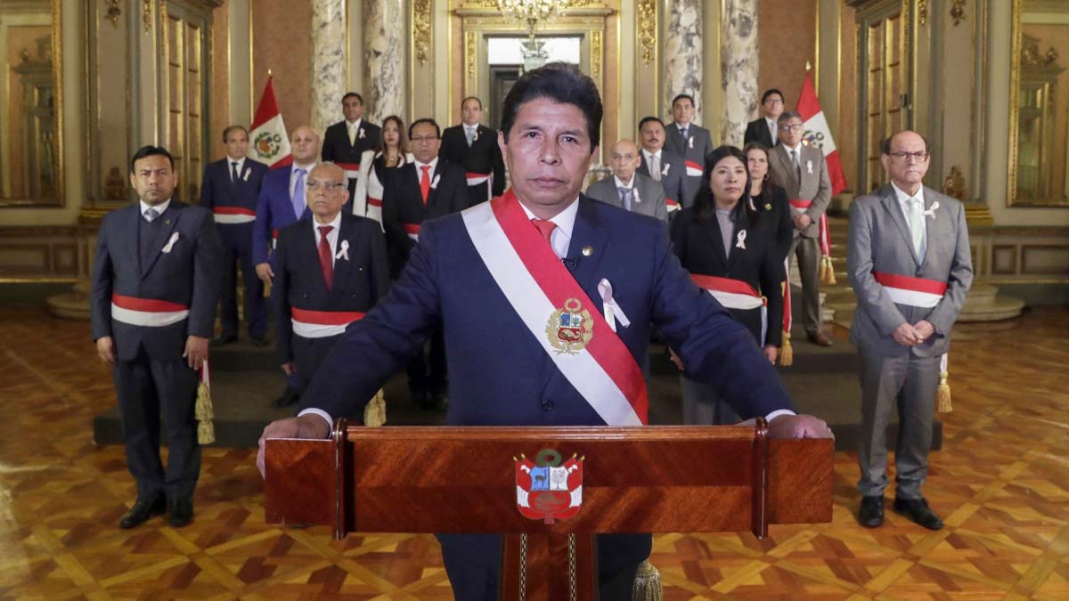 Crisis política en Perú: Castillo disolvió el Congreso y declaró un ...